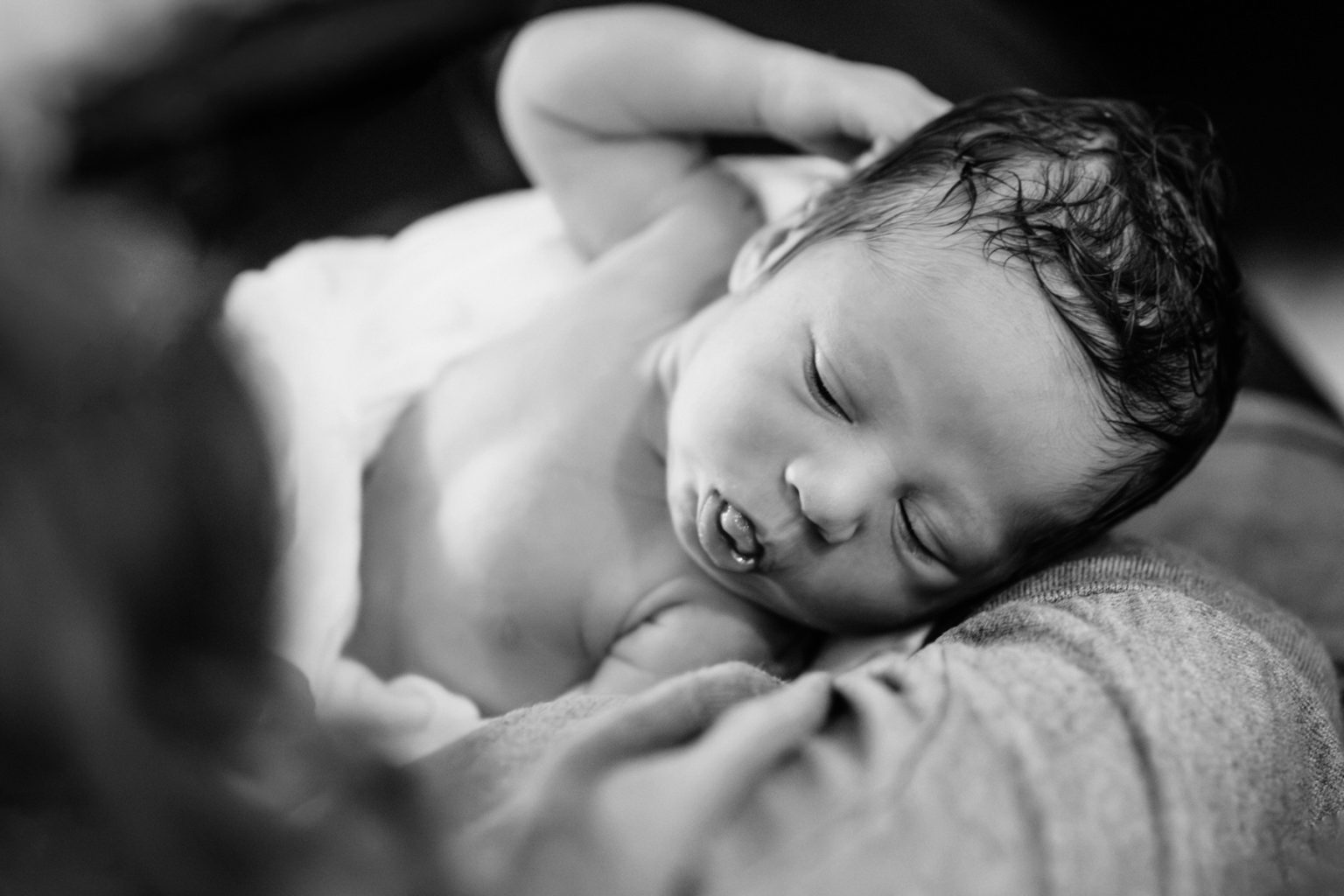 Newborn Portraits Victoria BC - Meet a 10-day old cutie!